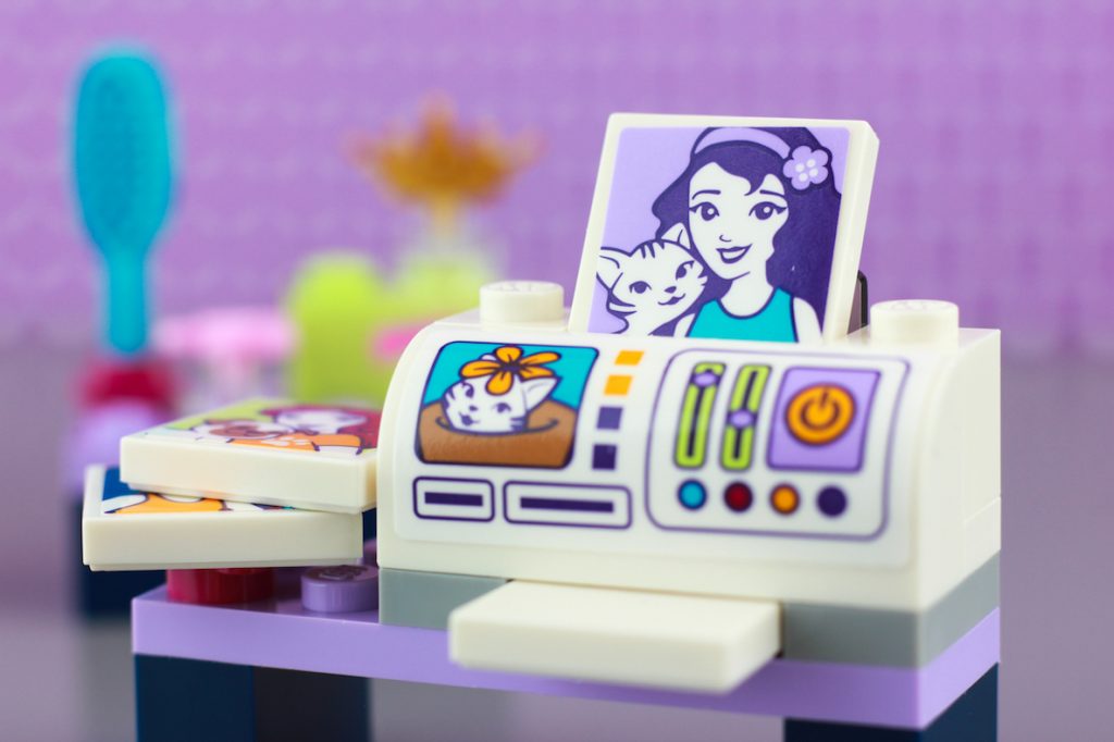 Review: LEGO Friends 41305 Emma's Photo Studio - Toy Photographers