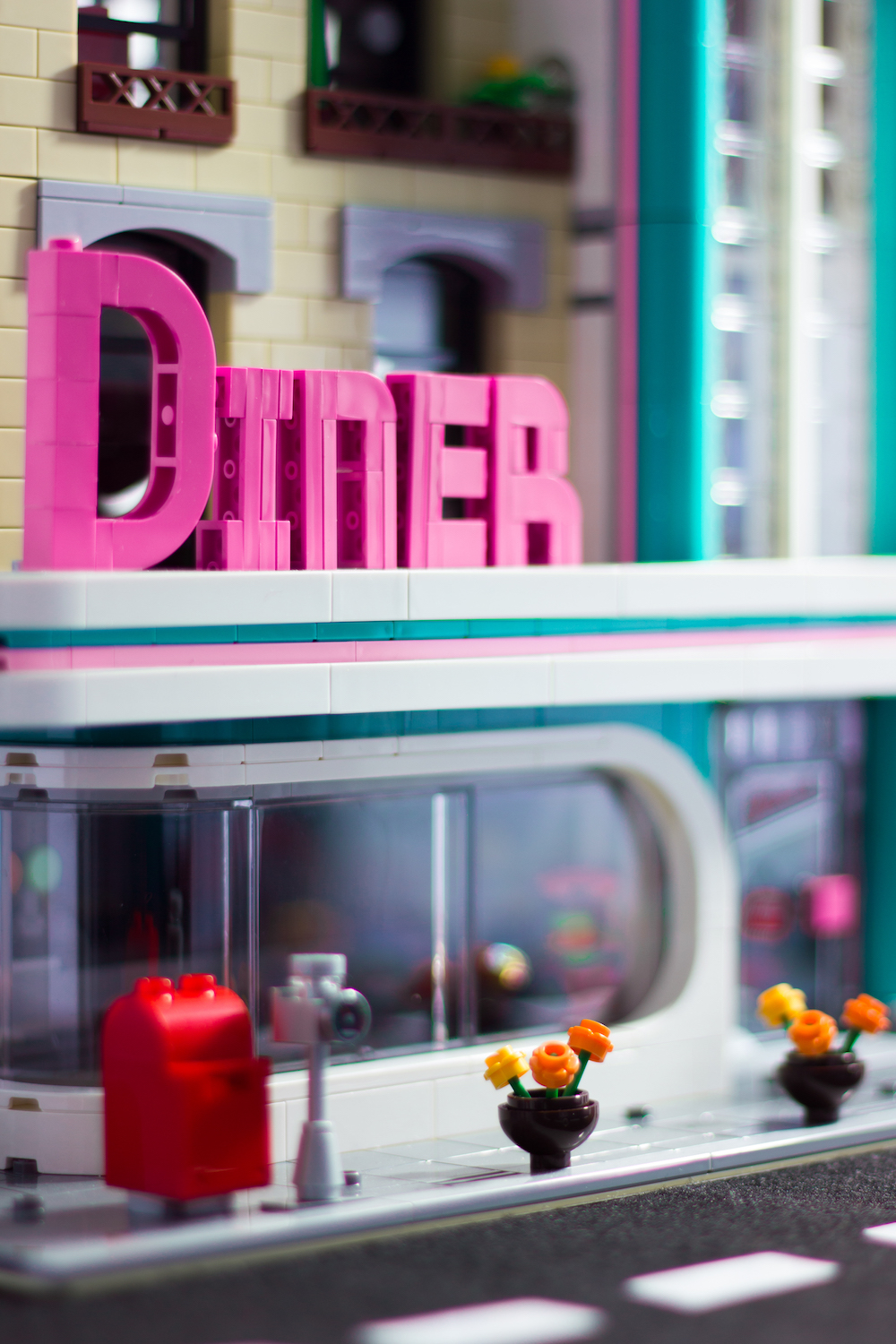 LEGO Downtown Diner Review & Giveaway - Toy Photographers