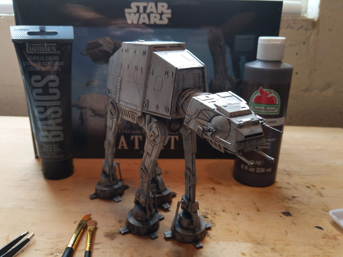 BTS: Model Making an AT-AT - Toy Photographers