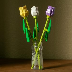Tulips & Roses: LEGO Flower Sets (#40461 & #40460) Review - Toy ...