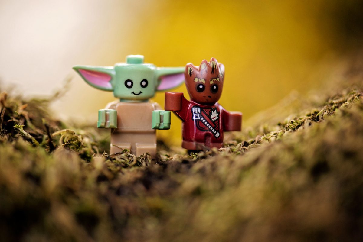 baby-yoda-baby-groot - Toy Photographers