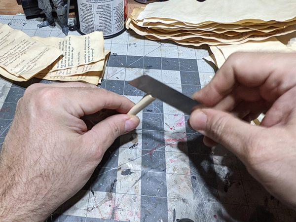 How to Make Ancient Scrolls at a Small Scale- Toy Photographers