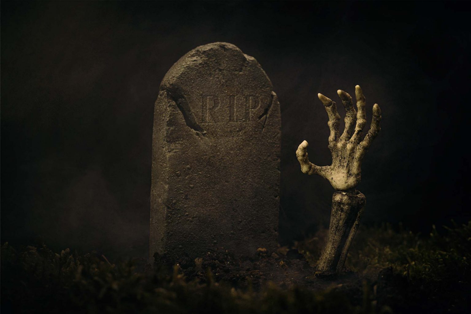 Making a Tombstone Prop for LEGO & 6-Inch Scale