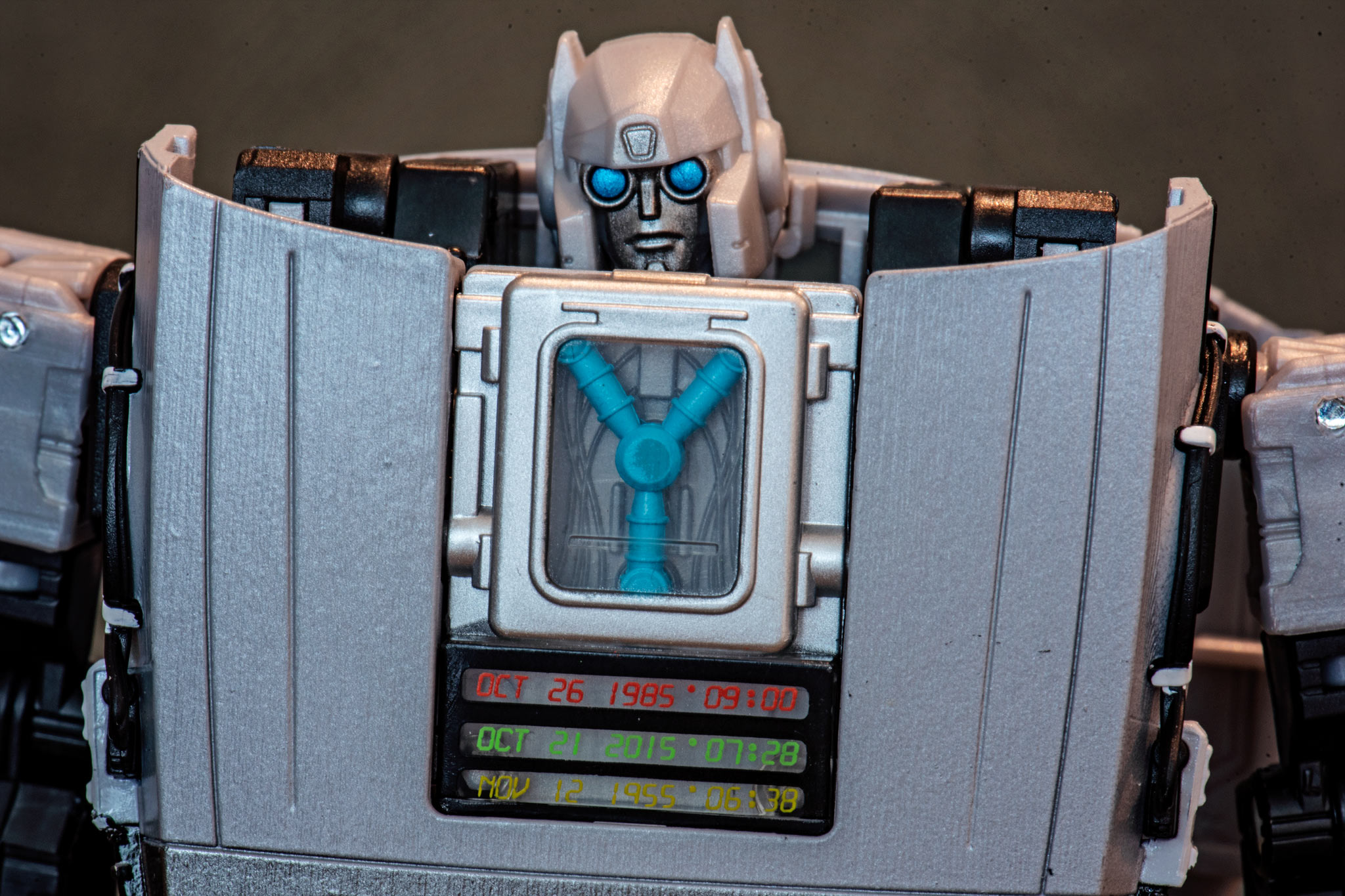 gigawatt-transformers-back-to-the-future-mashup - Toy Photographers