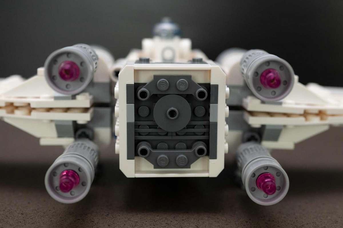 LEGO REVIEW: Star Wars Luke Skywalker’s X-Wing Fighter 75301 - Toy ...