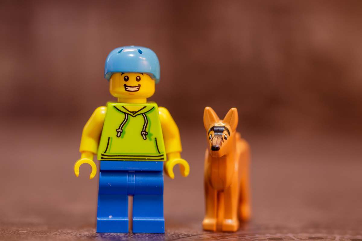 LEGO City Ice Cream Truck 60253 Review - Toy Photographers