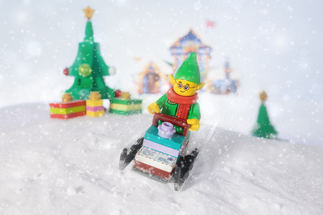 Review: LEGO Santa’s Post Office (10339) and Delivery Truck (40746 ...