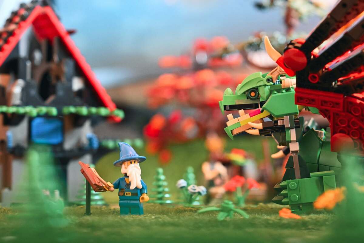 LEGO Creator 3-in-1 Medieval Dragon (31161) Review - Toy Photographers