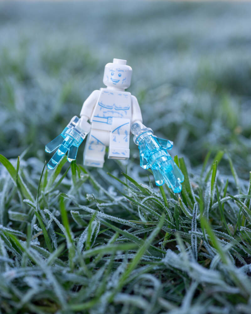 LEGO-ICE-MAN-02 - Toy Photographers